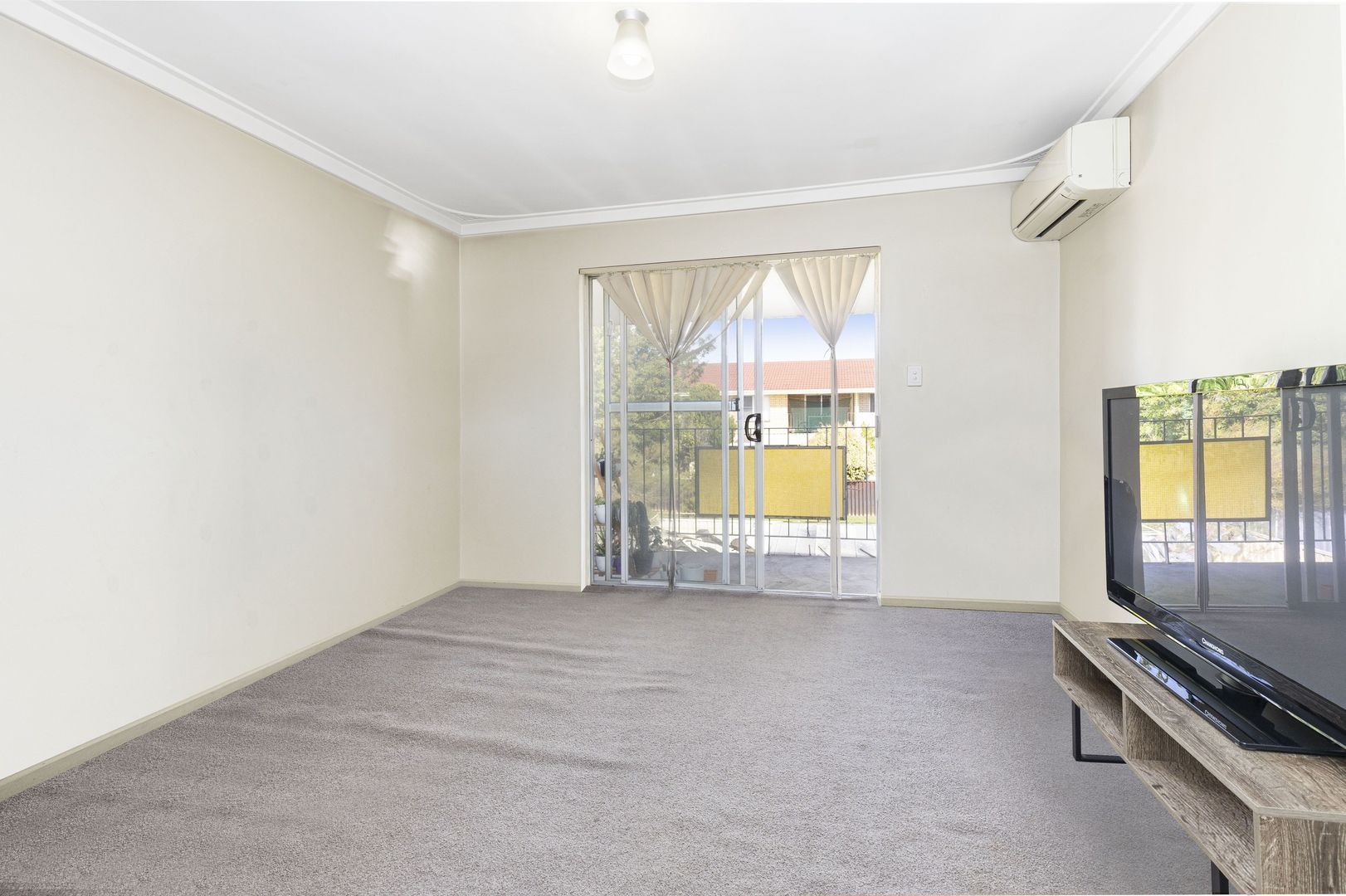 25A/305 Harborne Street, Glendalough WA 6016 | Domain