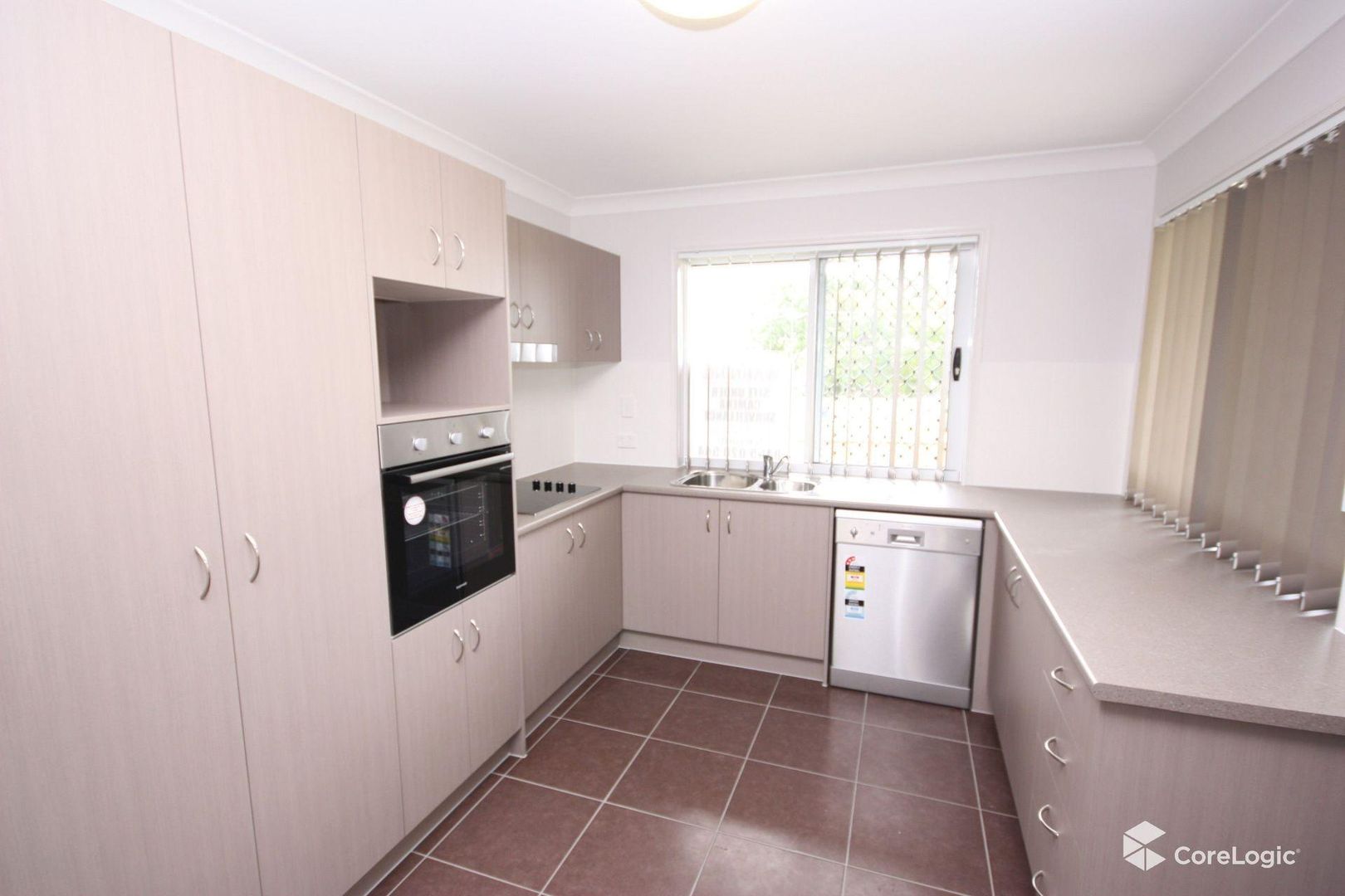 1/8 Wattle Grove, Boronia Heights QLD 4124 - House For Rent - $460 | Domain