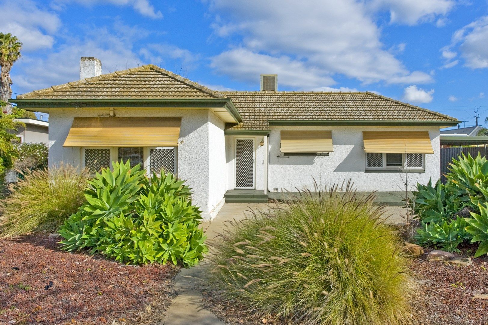 48 Lower Portrush Road, Marde | Property History & Address Research ...