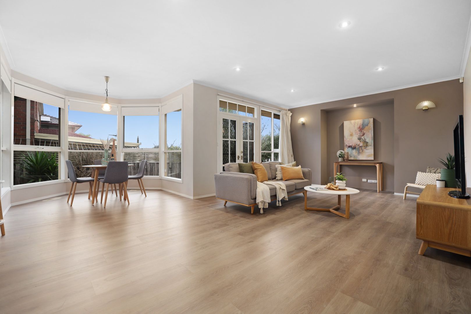 2 Lakewood Drive, Knoxfield VIC 3180 | Domain