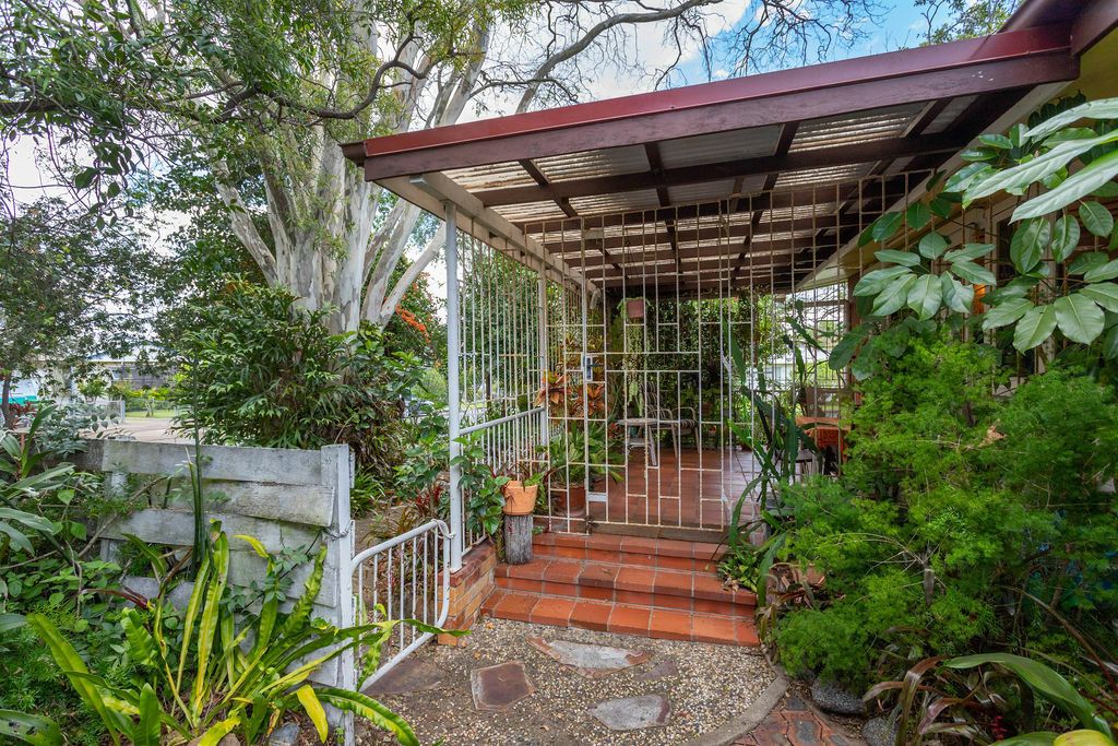10 Ruskin St, Eastern Heights QLD 4305 | Domain