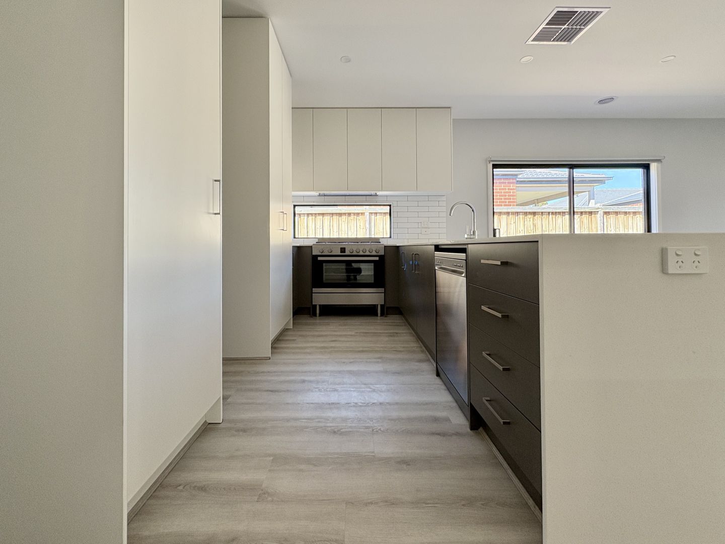 20 Kennard Grove, Charlemont VIC 3217 - House For Rent - $550 | Domain