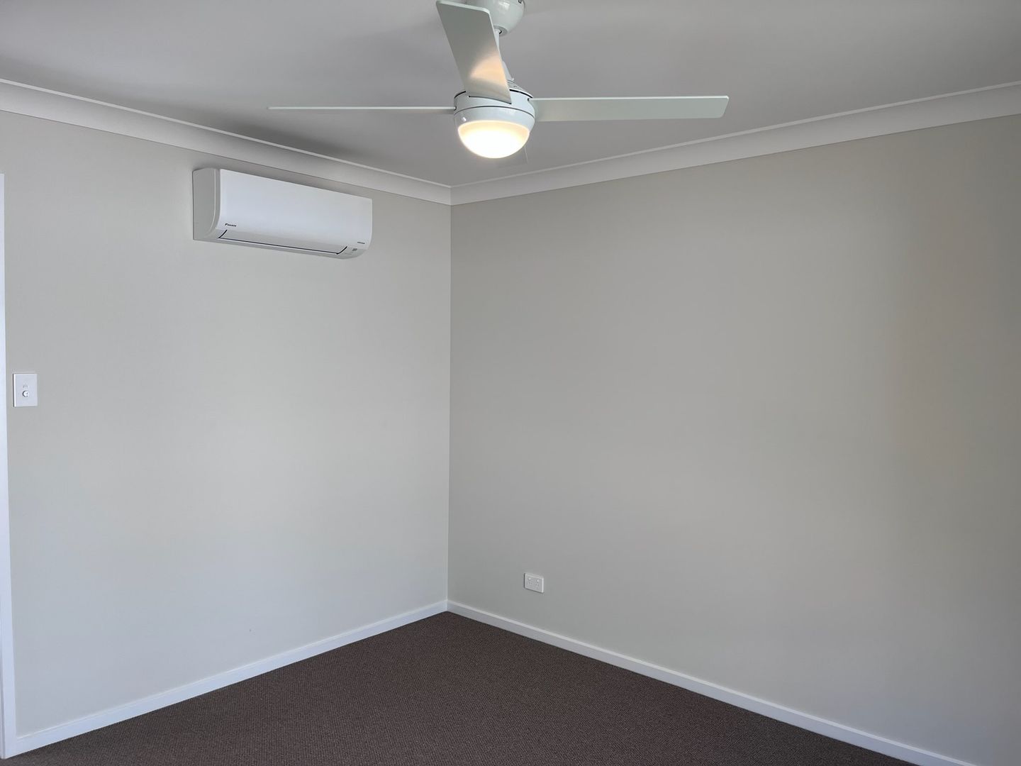 15 Rockfield Road, Doolandella QLD 4077 - House For Rent | Domain