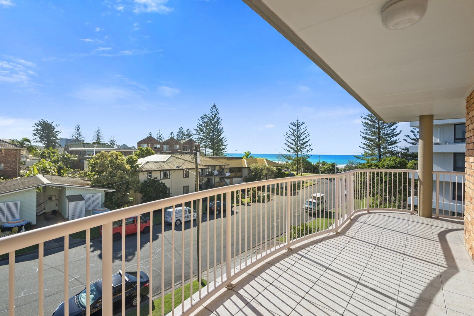 9/125 Golden Four Drive, Bilinga | Property History & Address Research ...