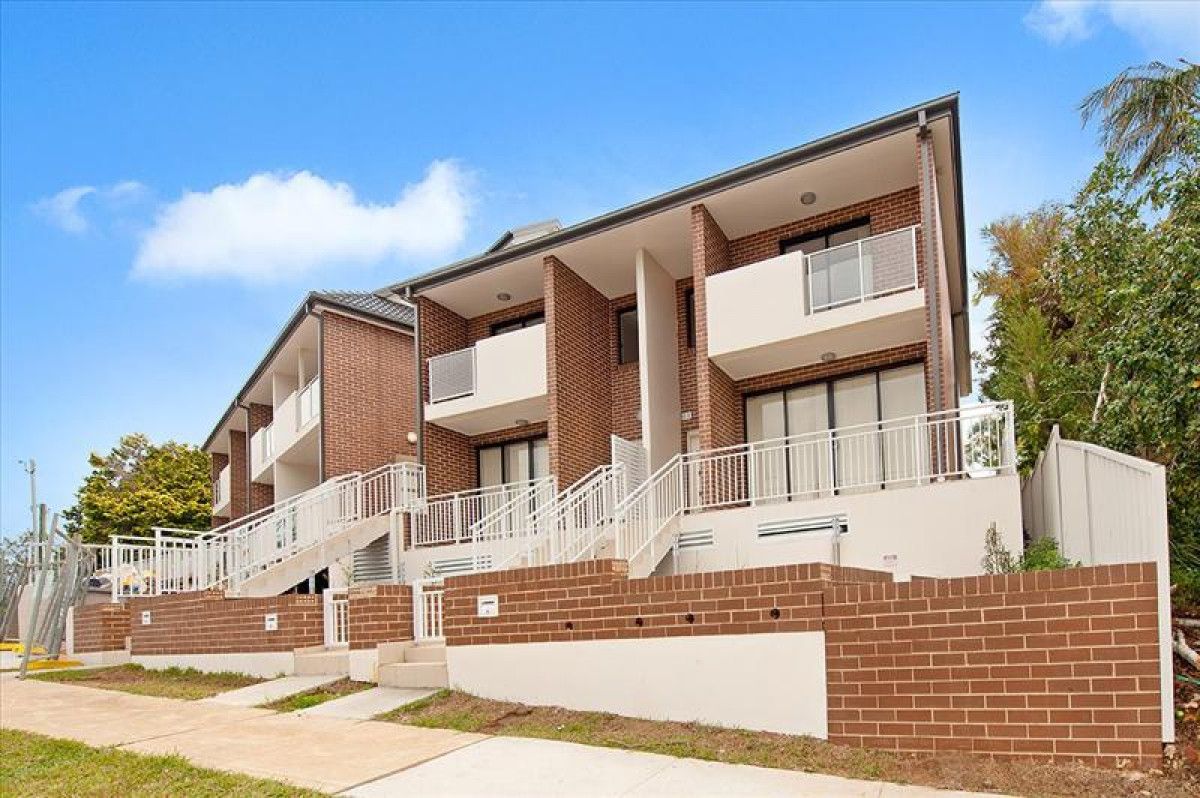 2/19-21 Manson Street, Telopea NSW 2117 - Townhouse For Rent | Domain