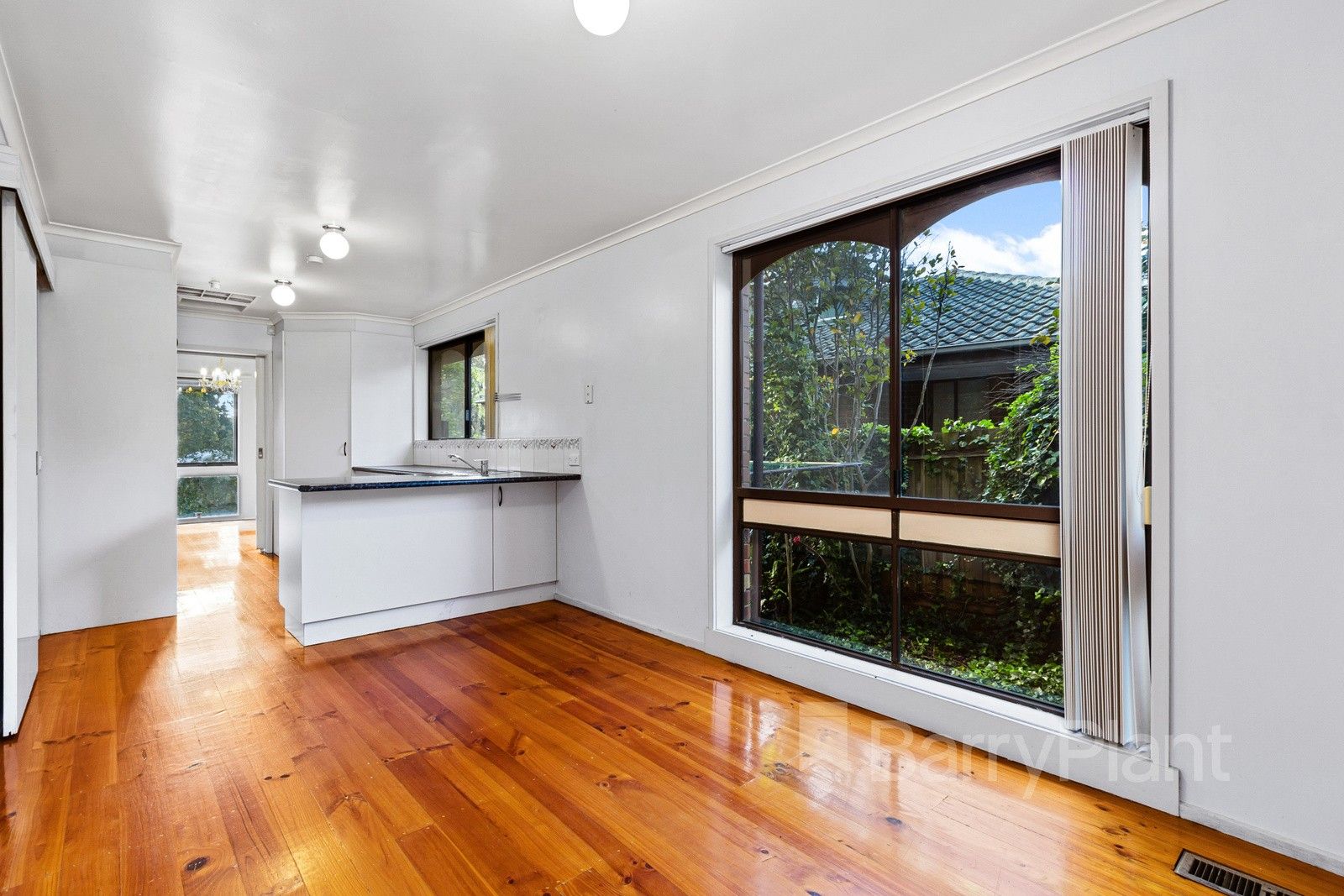 3 Barnsdale CRT, Wantirna VIC 3152 - House For Rent | Domain