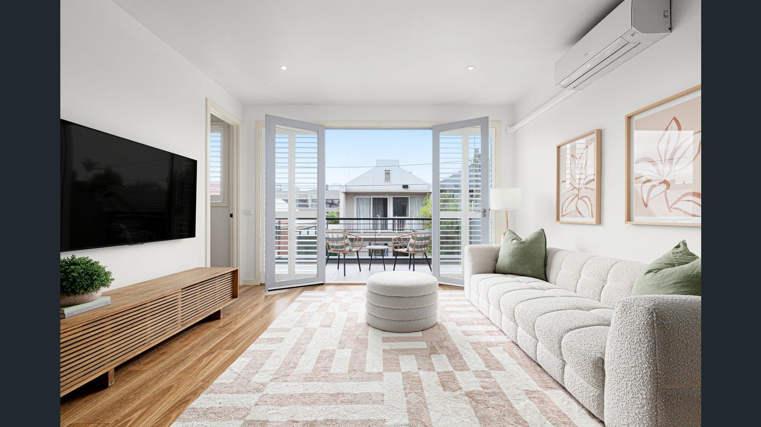 6 Russell Street, Prahran VIC 3181 - Townhouse For Rent - $950 | Domain