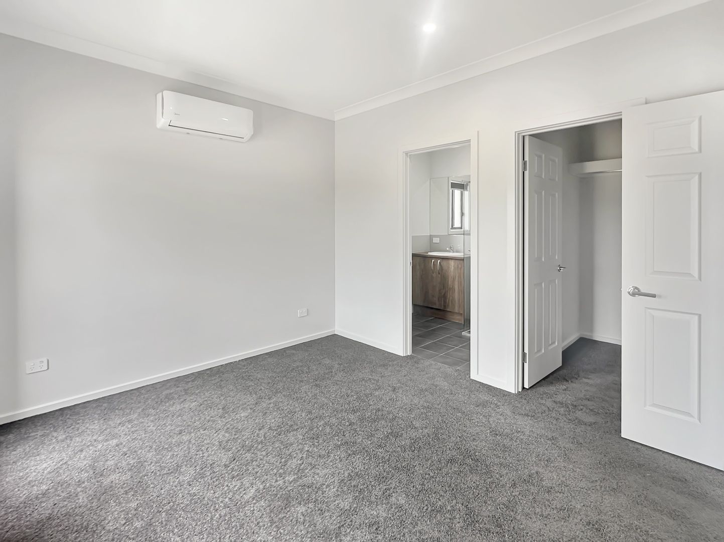 8 Riley Road, Wellington East SA 5259 - House For Rent - $575 | Domain