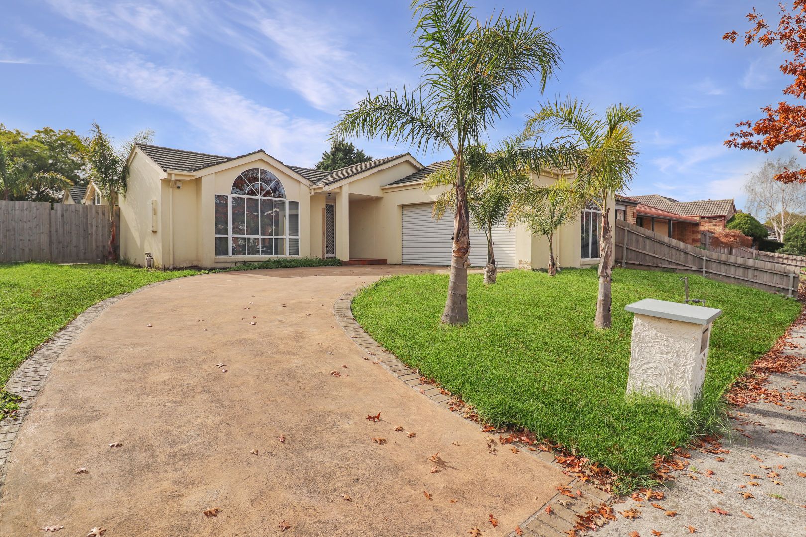 8 Cobblestone Avenue, Narre Warren South VIC 3805 - House For Rent ...