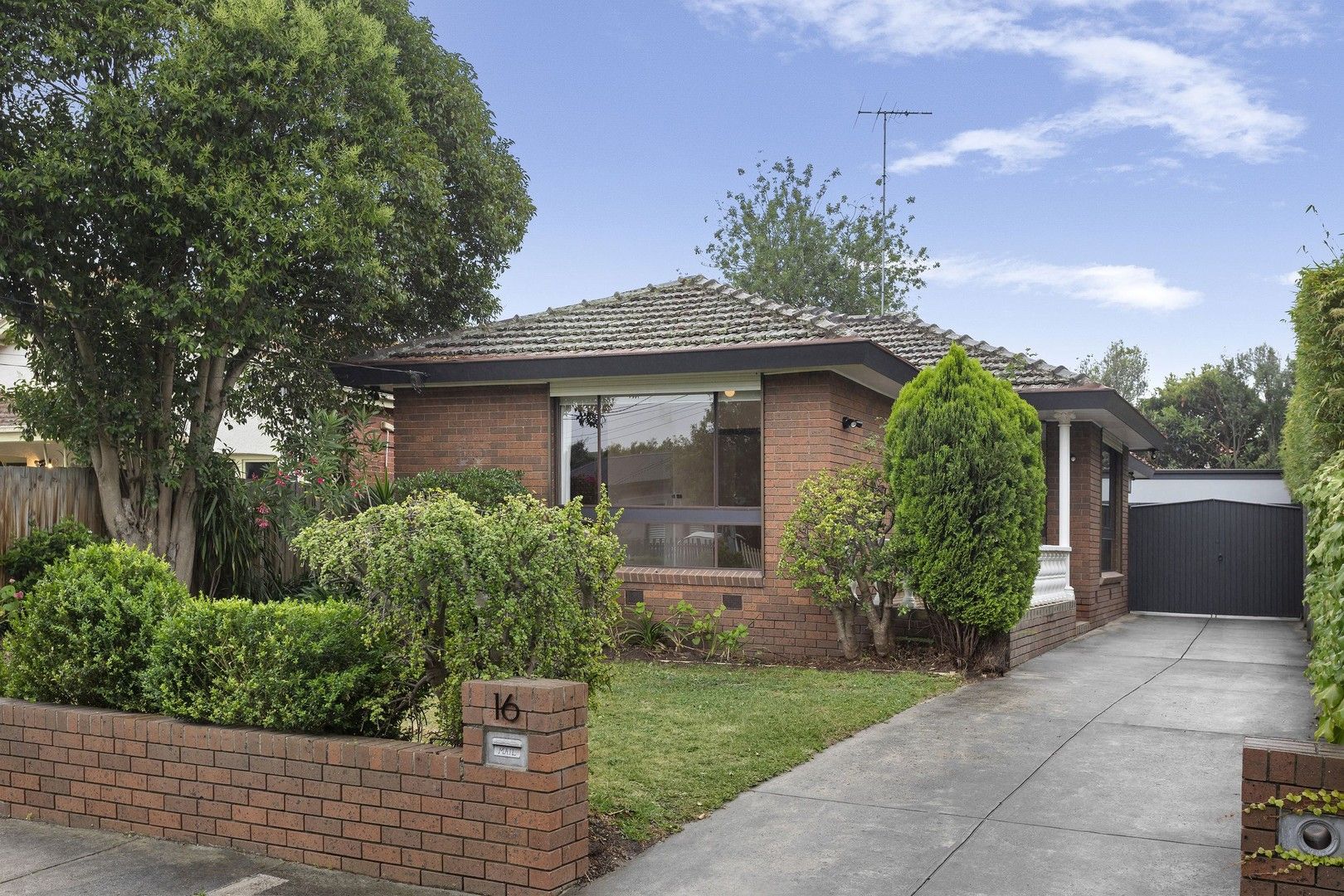 16 Liscard Street, Elsternwick VIC 3185 - House For Rent | Domain