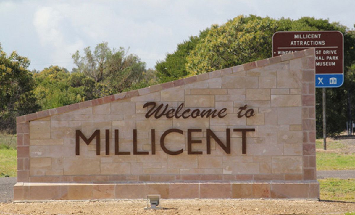 16 Bellinger Street, Millicent SA 5280 | Domain