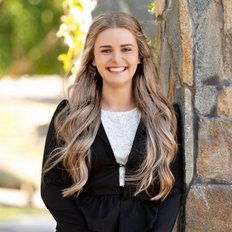 Brooke Hilton | Ray White Rochedale | Real Estate Agent in Shop 1 ...
