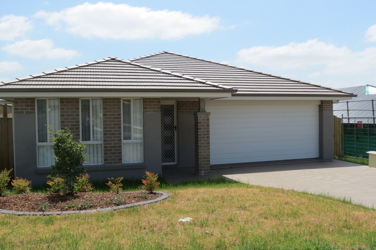 39 Crestview Street, Gillieston Heights NSW 2321 - House For Rent | Domain