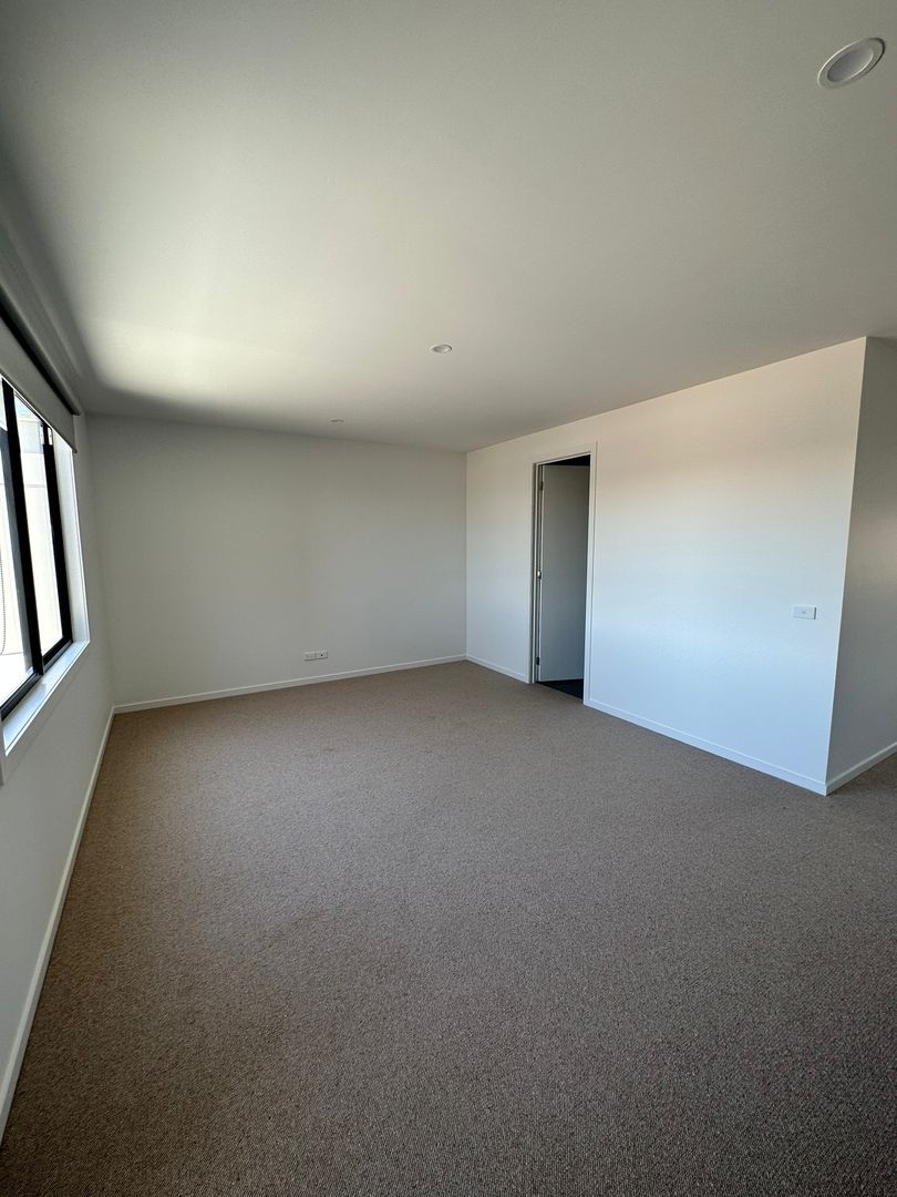 2c Gladman Road, Maddingley VIC 3340 - Townhouse For Rent | Domain