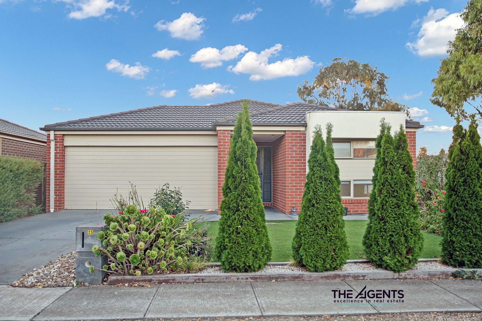 25 Calypso Crescent, Point Cook VIC 3030 - House For Rent | Domain