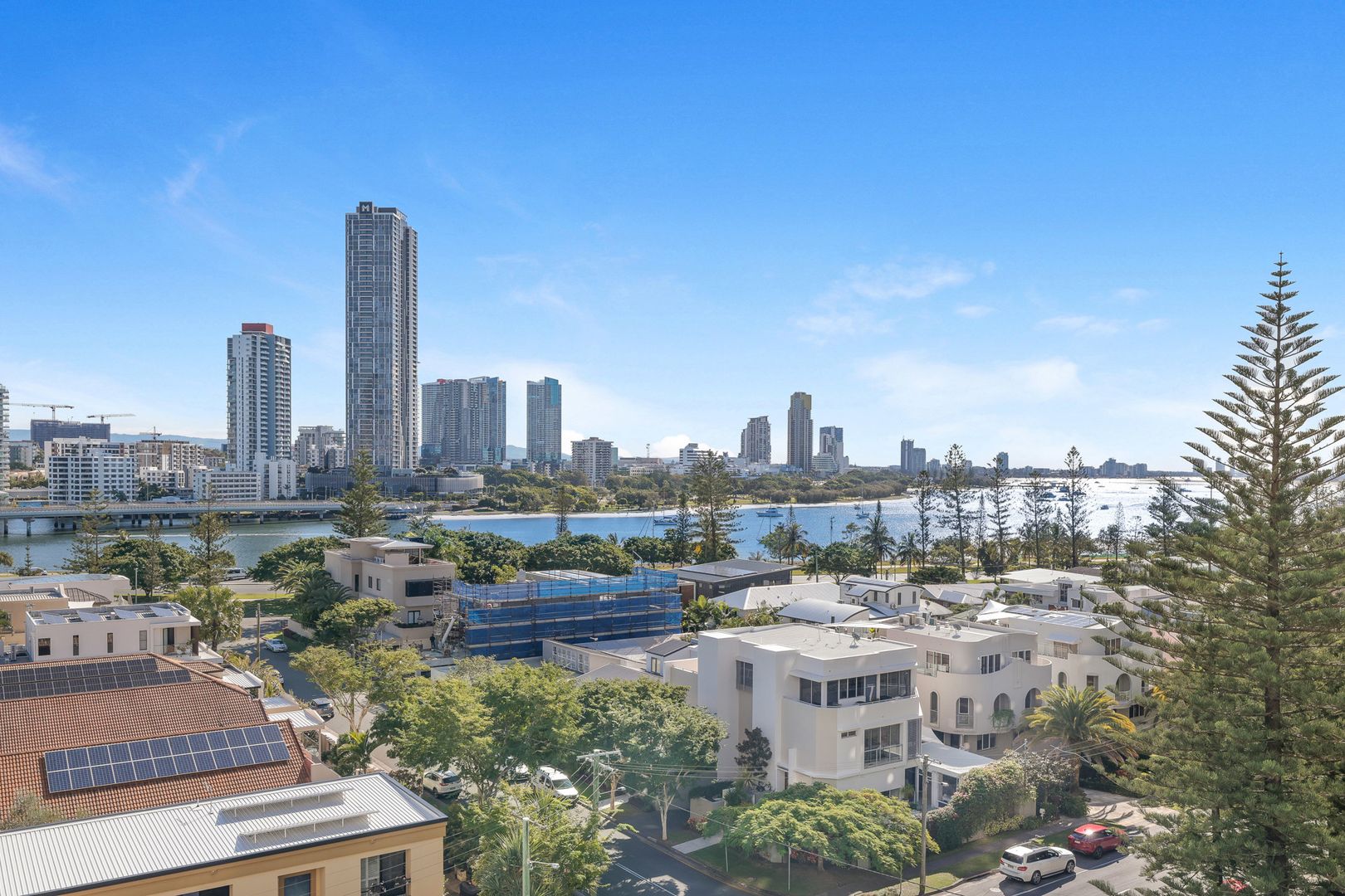 Main Beach QLD 4217 - 3 beds apartment for Sale, Submit Offers ...