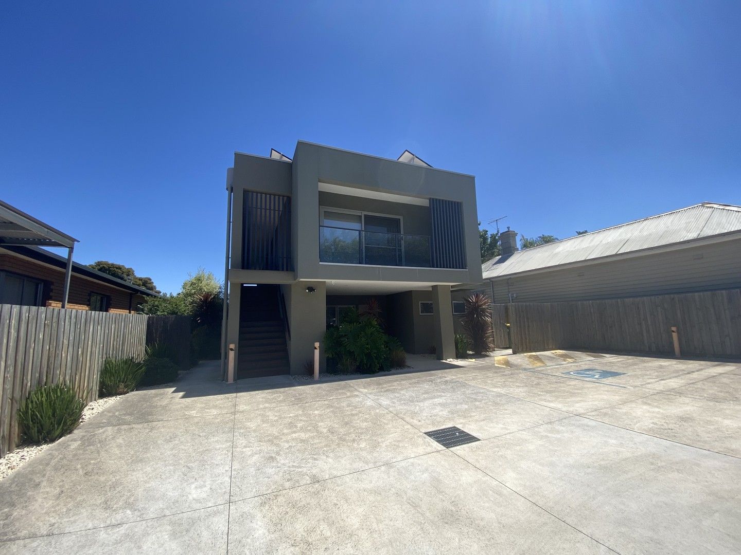 Room 7/98 Commercial Road, Footscray VIC 3011 - House For Rent | Domain