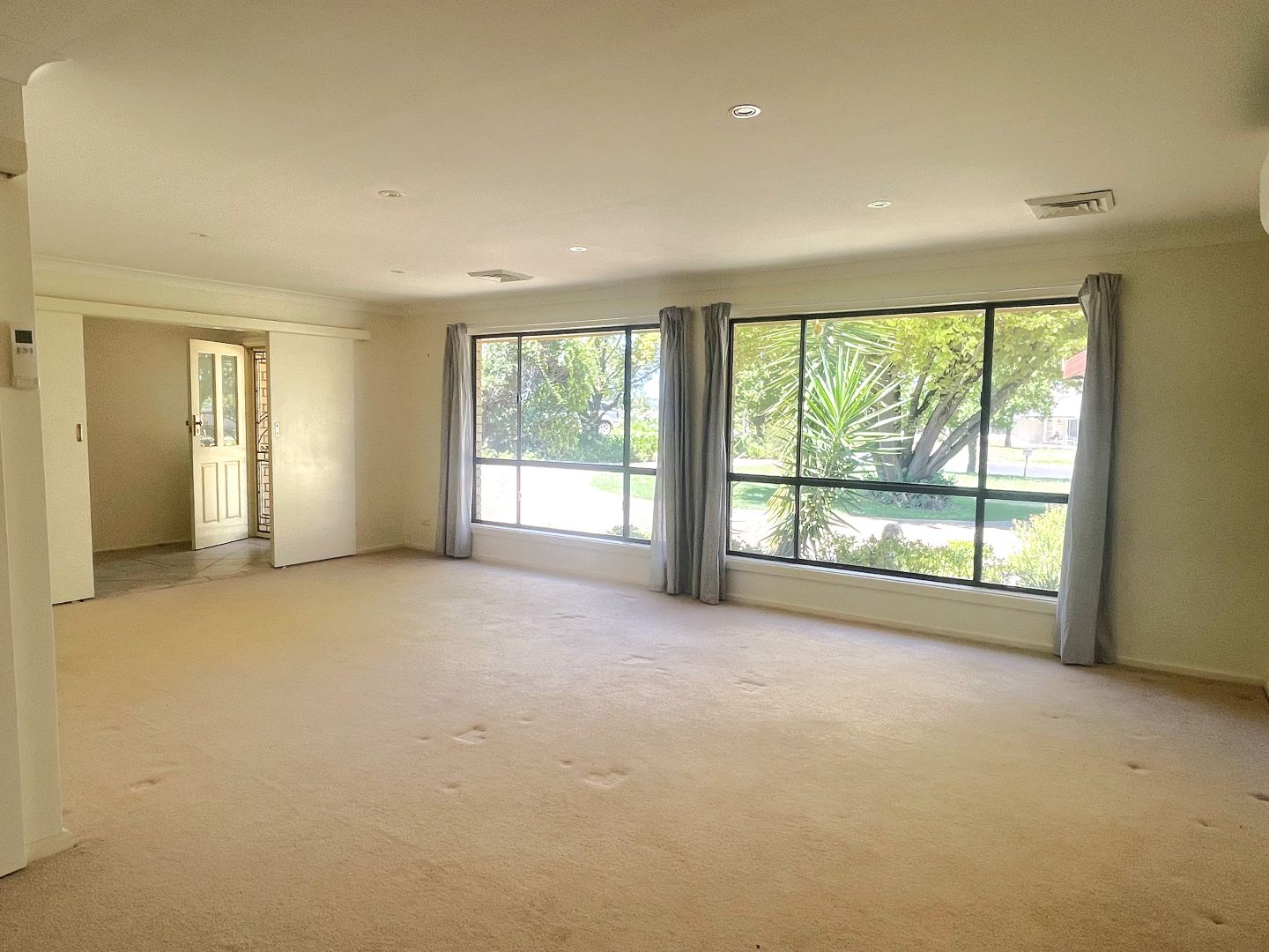 9 Normoyle Crescent, Young NSW 2594 - House For Rent | Domain