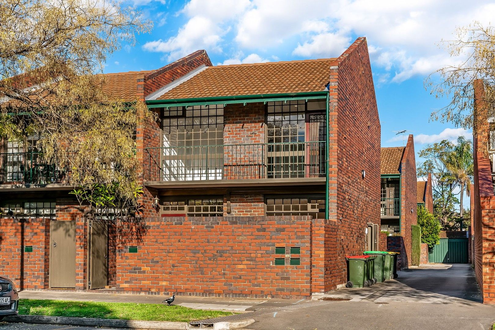2/122 Barton Terrace W, North Adelaide SA 5006 - Townhouse For Rent ...