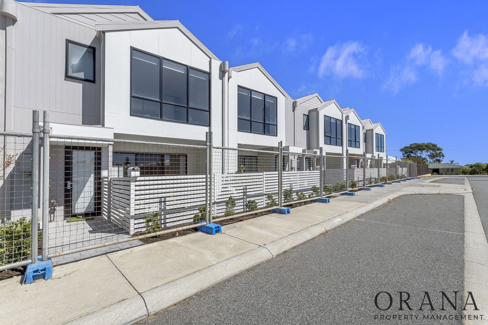 97 Strive Loop, Girrawheen WA 6064 - Townhouse For Rent | Domain