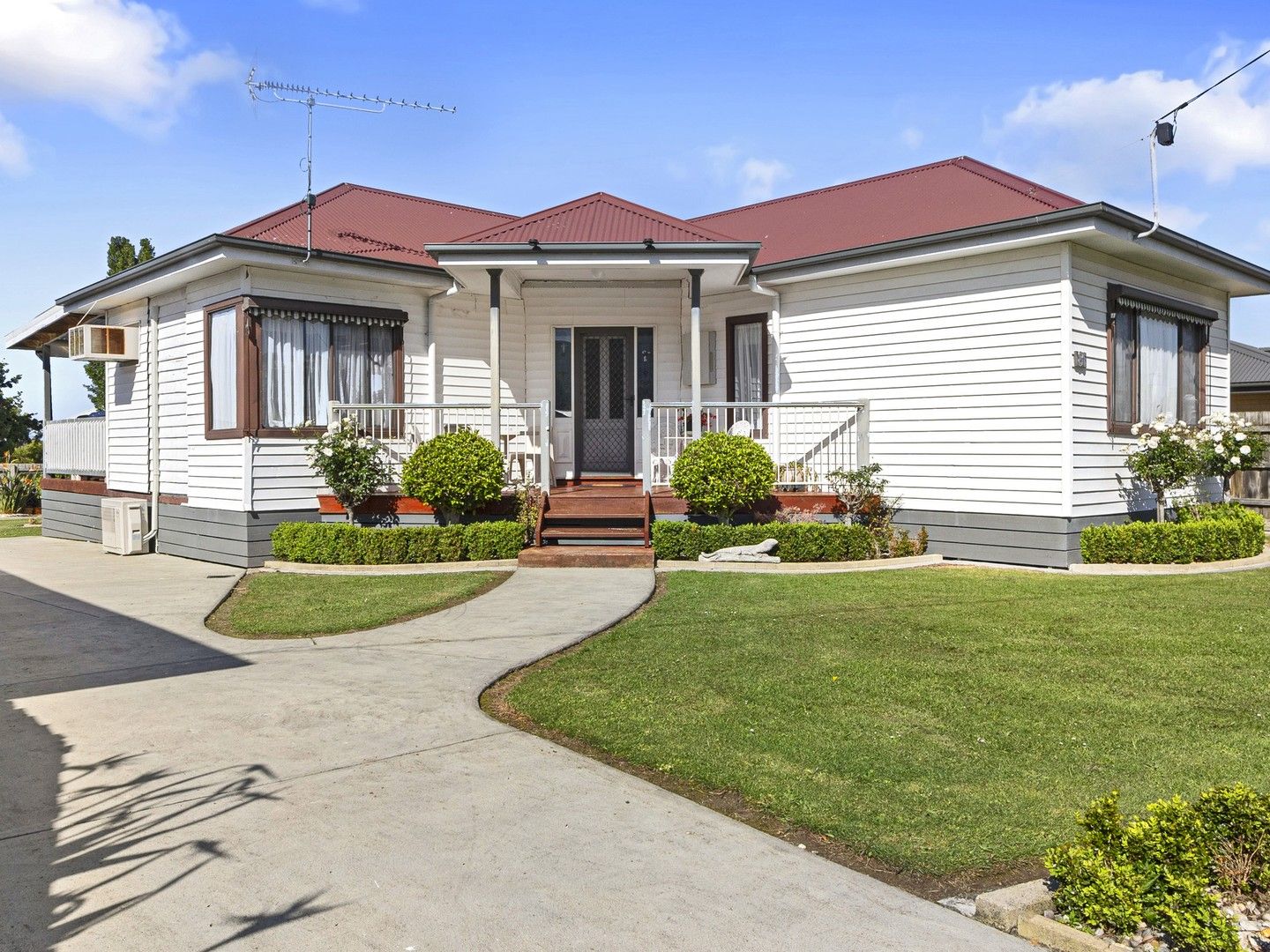 84 Victoria St, Toora VIC 3962 | Domain
