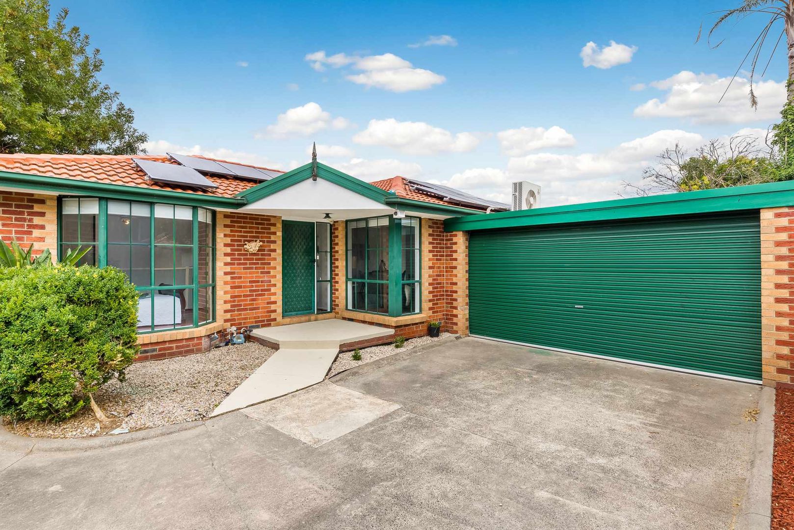 3/2 Bruce Street, Dandenong | Property History & Address Research | Domain