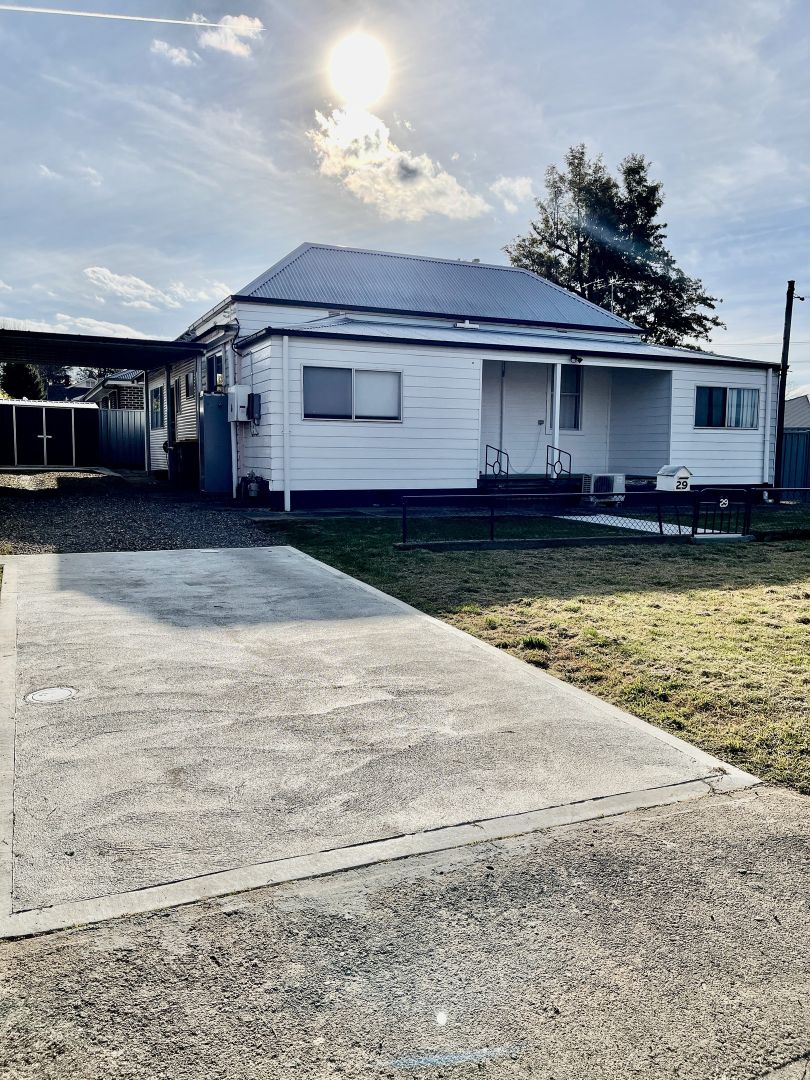 29 Murringo Street, Young NSW 2594 - House For Rent - $420 | Domain