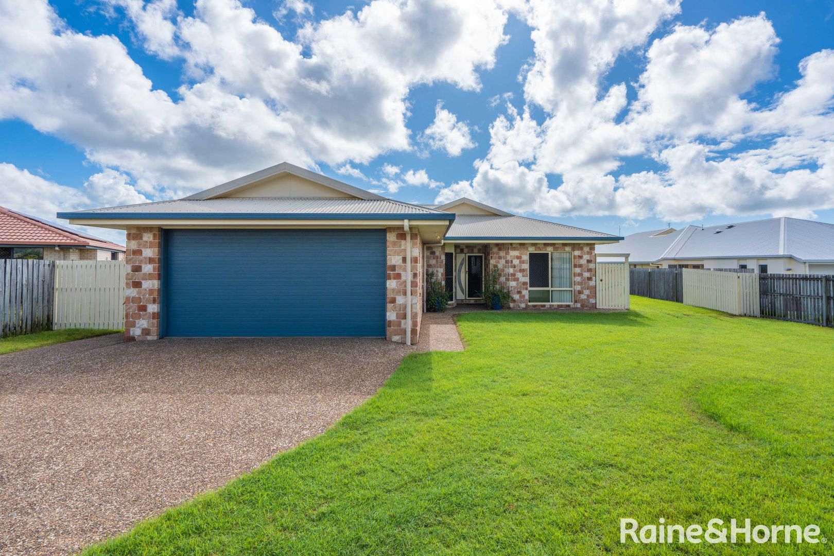 7 Kinross Court, Kawungan | Property History & Address Research | Domain