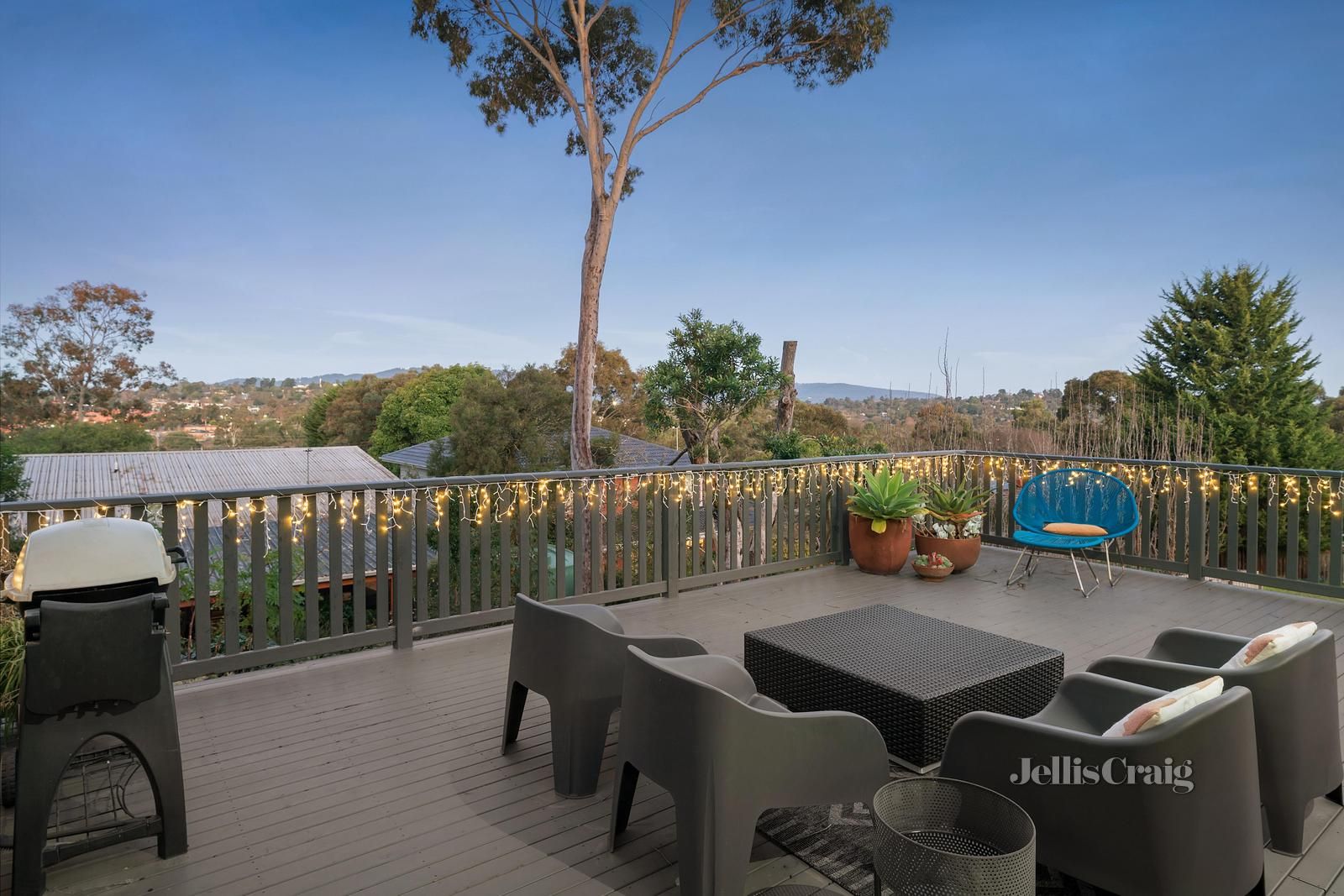 16 Mundara Drive, Ringwood VIC 3134 | Domain