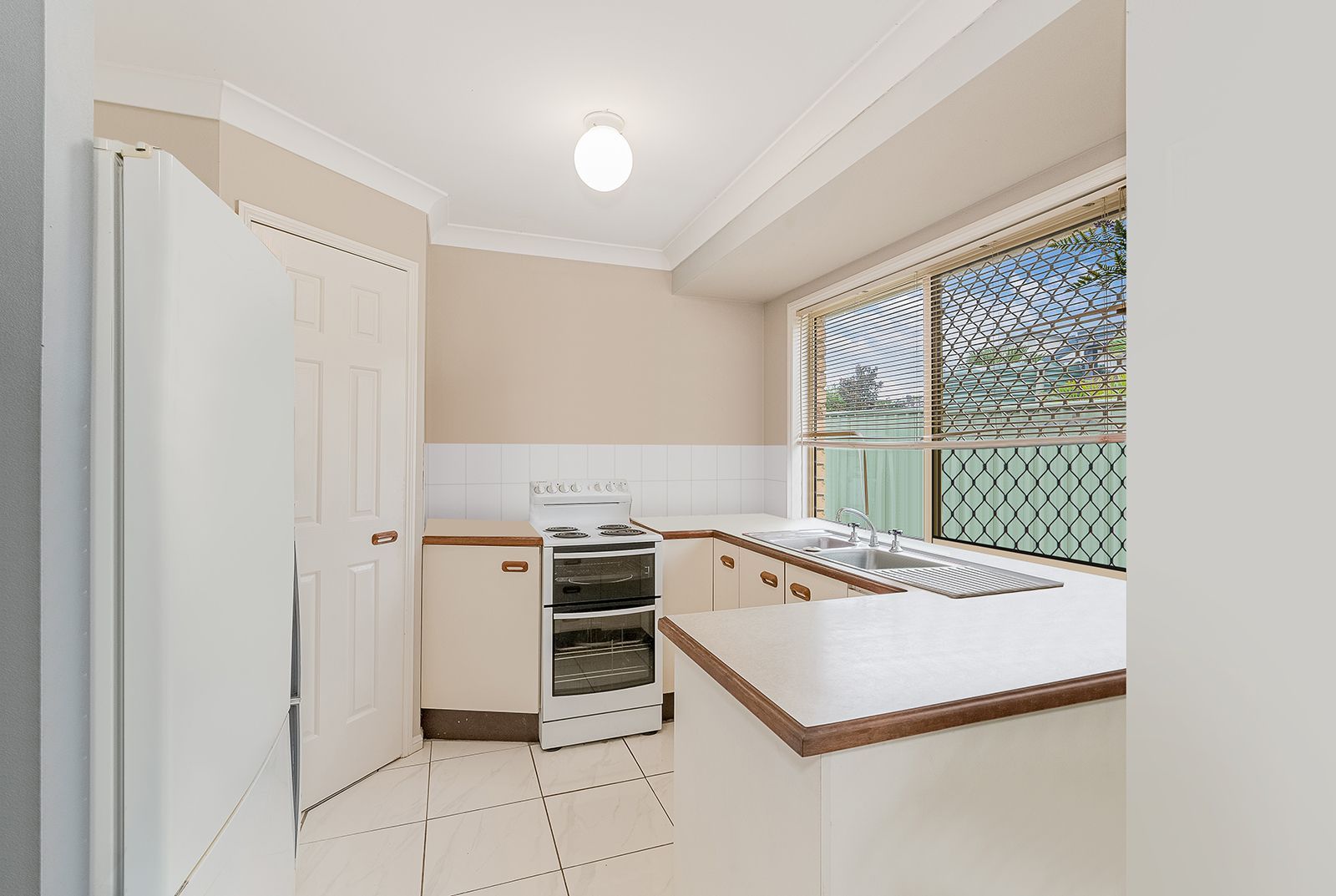 1/29 Belvedere Crescent, Bellmere QLD 4510 - Duplex For Rent - $460 ...