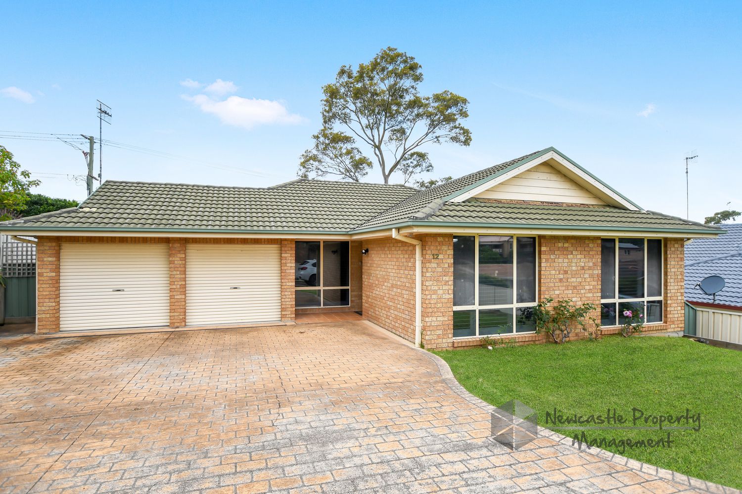 12 Sovereign Close, Floraville NSW 2280 - House For Rent | Domain