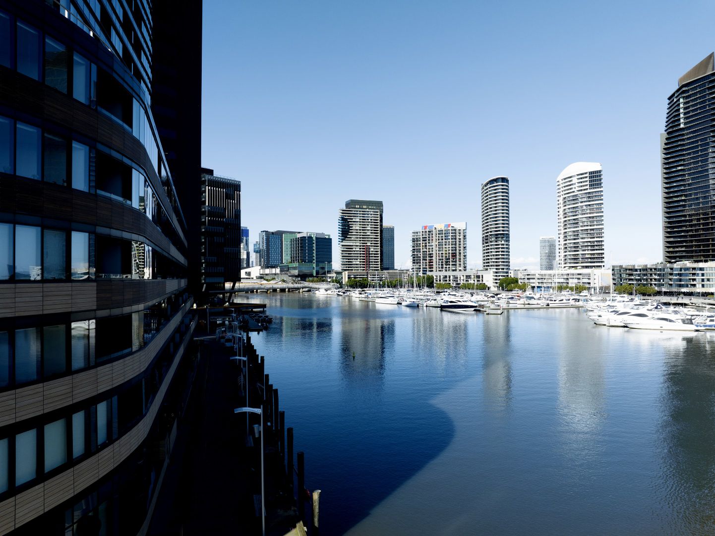 304S/883 Collins Street, Docklands | Property History & Address ...