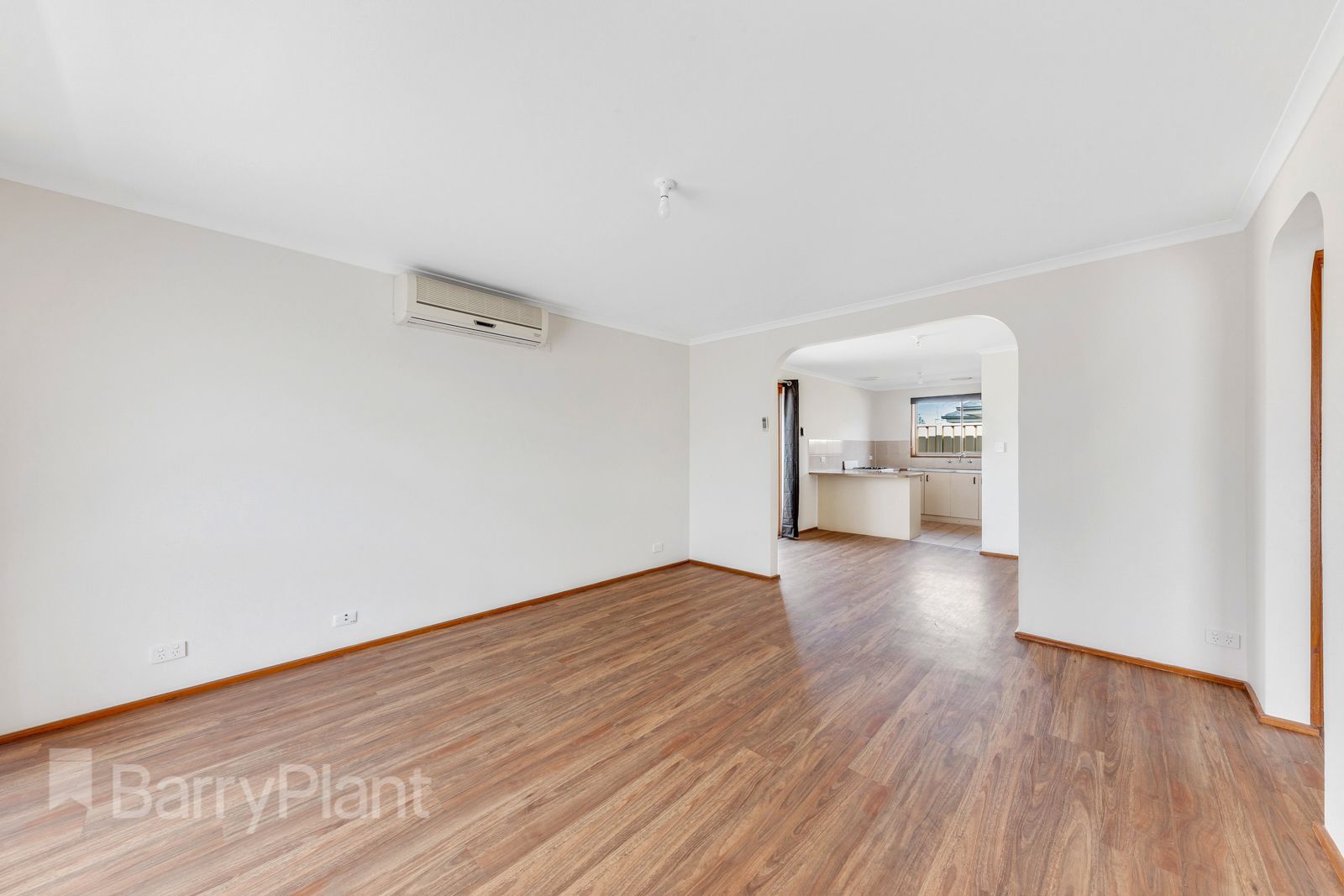 1/13 Branston Road, St Albans VIC 3021 - Apartment For Rent | Domain